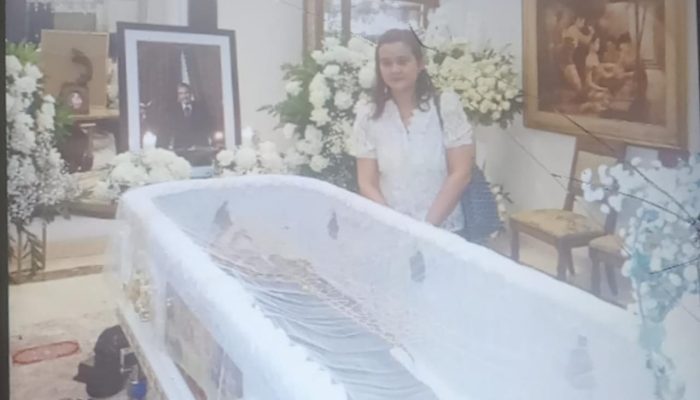 Konfrensi Pers di Rumah Duka Hotma Sitompoel Berikut Penjelasan Ditho ...